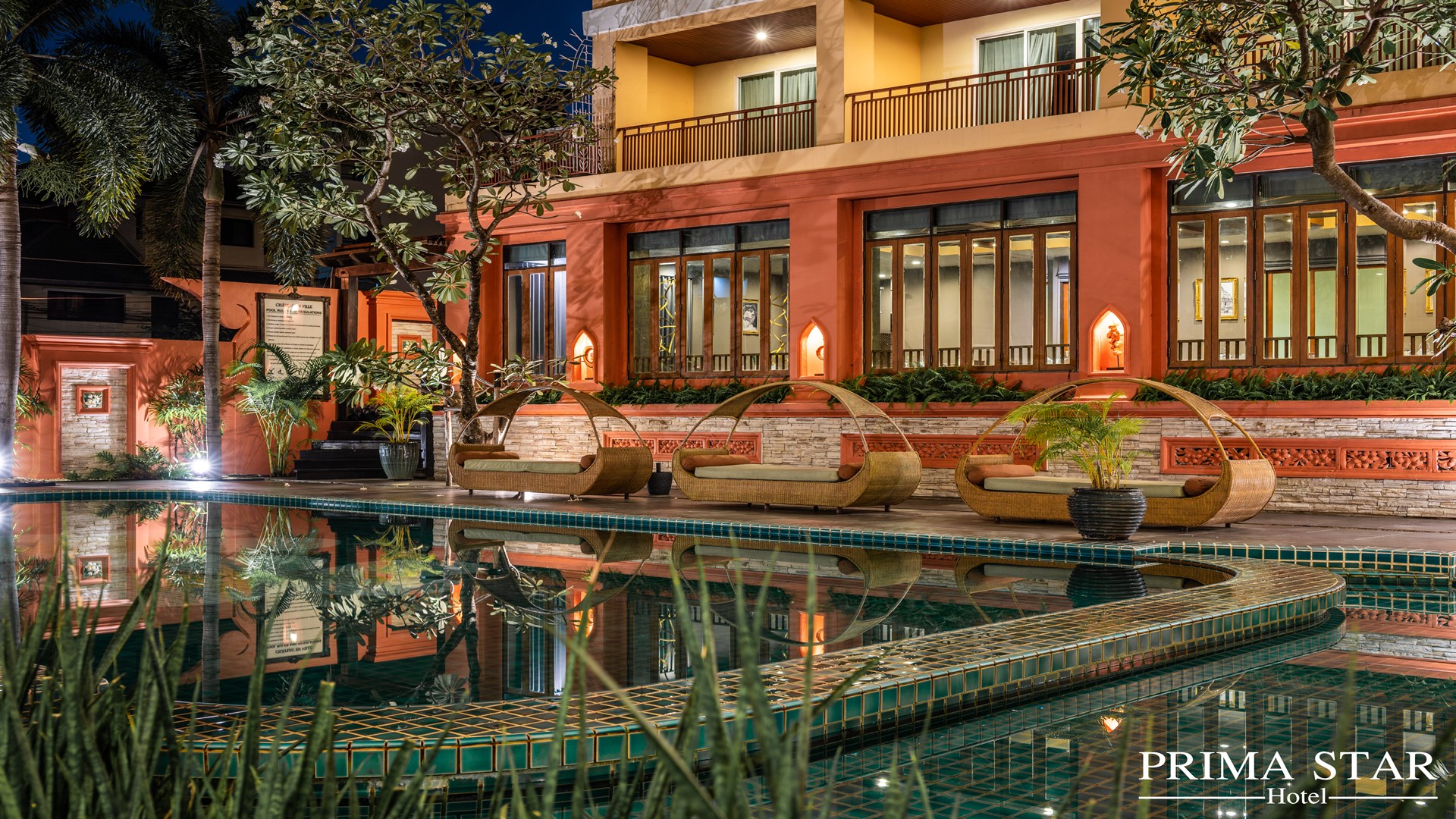 Prima Star-3901-Slide1 | Chateau en Ville